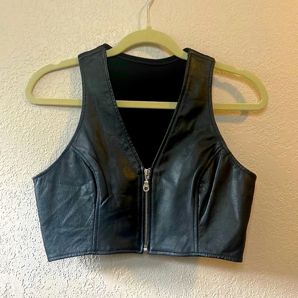 First | Jackets & Coats | Leather Zip Midriff Vest | Poshmark